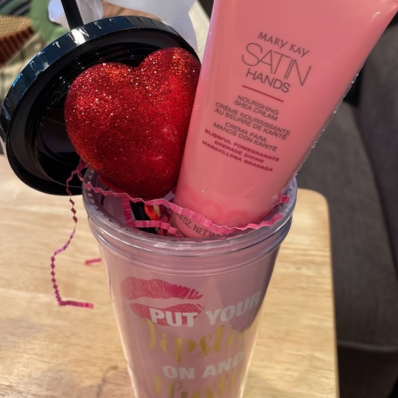 Mary Kay | Bath & Body | Mary Kay Discontinued Pomegranate Satin Hands ...